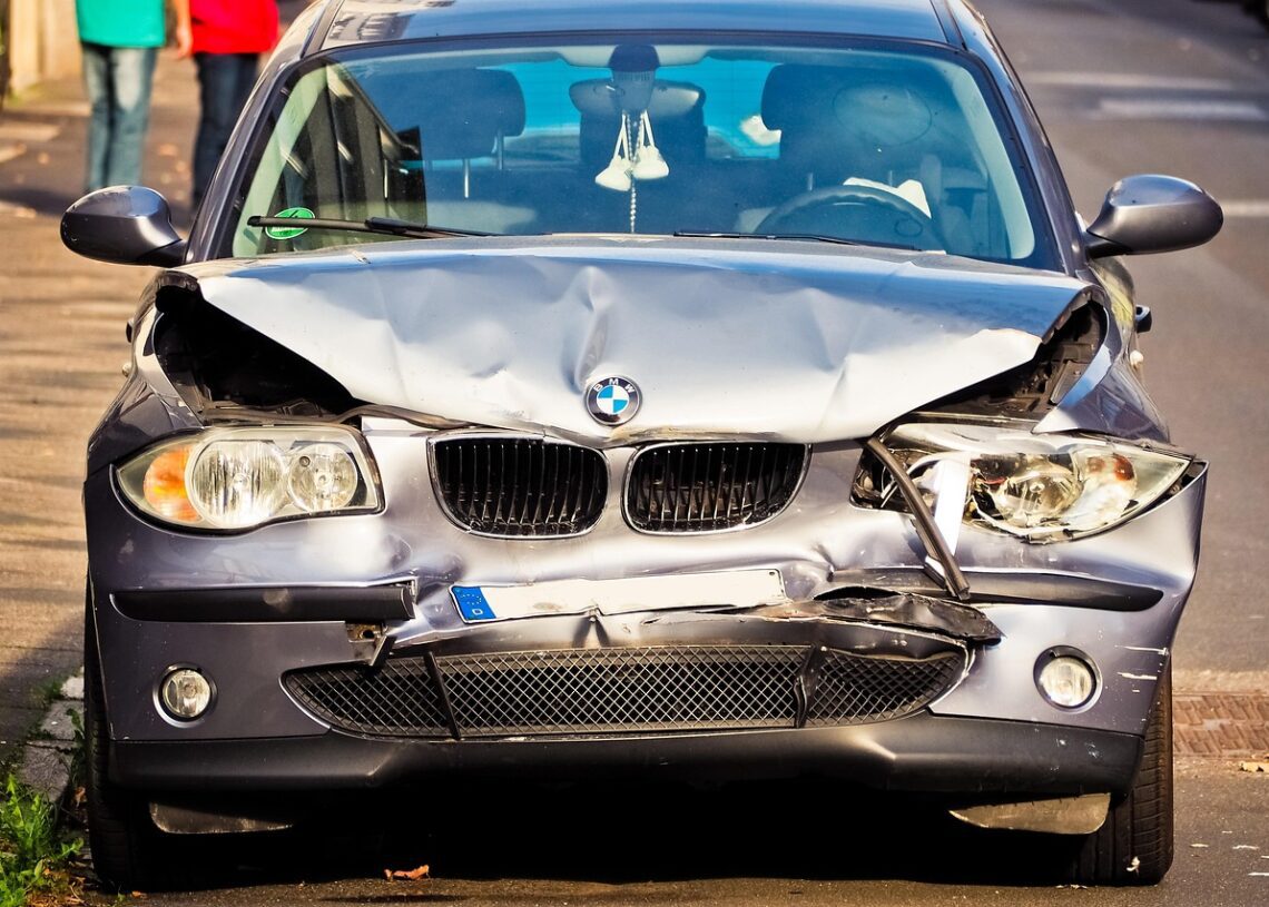 Galerie automobilů. Obrázky a tapety aut zdarma ke stažení